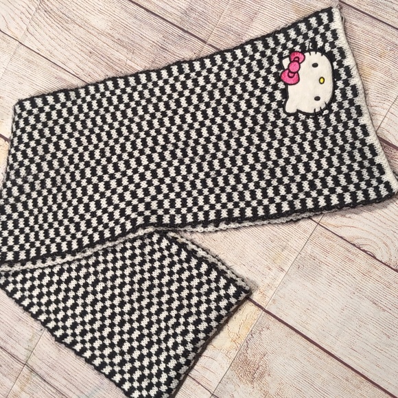 Hello Kitty | Accessories | Hello Kitty Black White Check Scarf With ...
